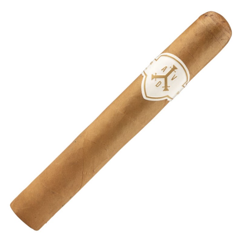 ADVentura The Royal Return Toro Queens Pearls Handmade Cigars | Buy ...