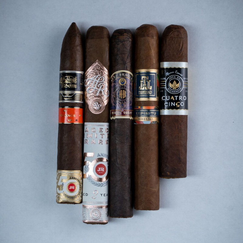 Top 5 Cigars to Pair with Rum cigars
