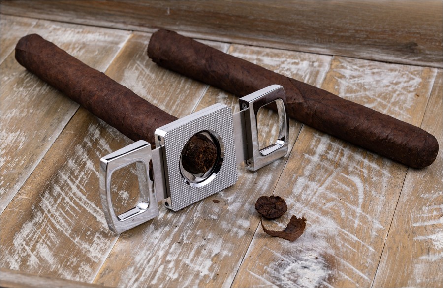 Silver Chrome Cigar Cutter | Premium High-End Design