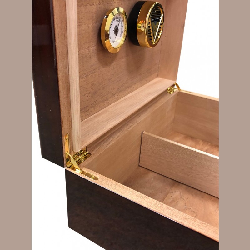 The Bellevue 60 Cigar Humidor | High-Gloss Mahogany Cigar Humidor