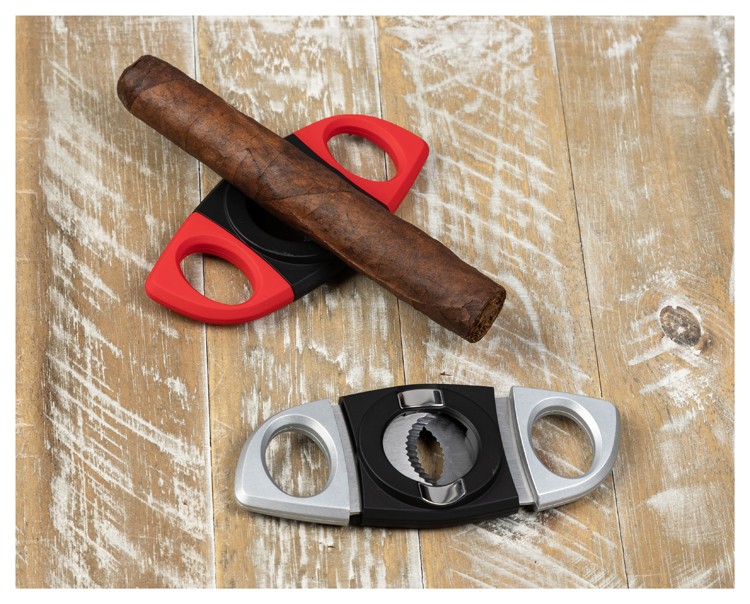 Buy Rubberized Guillotine & V-Cut Cigar Cutter Display