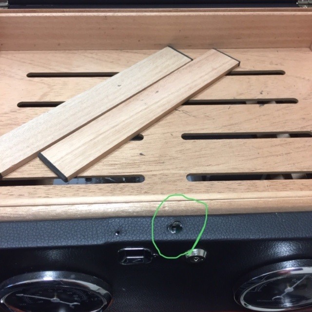 Fingerprint Biometric Lock Humidor SD1 (Imperfect) | Secure Cigar Storage